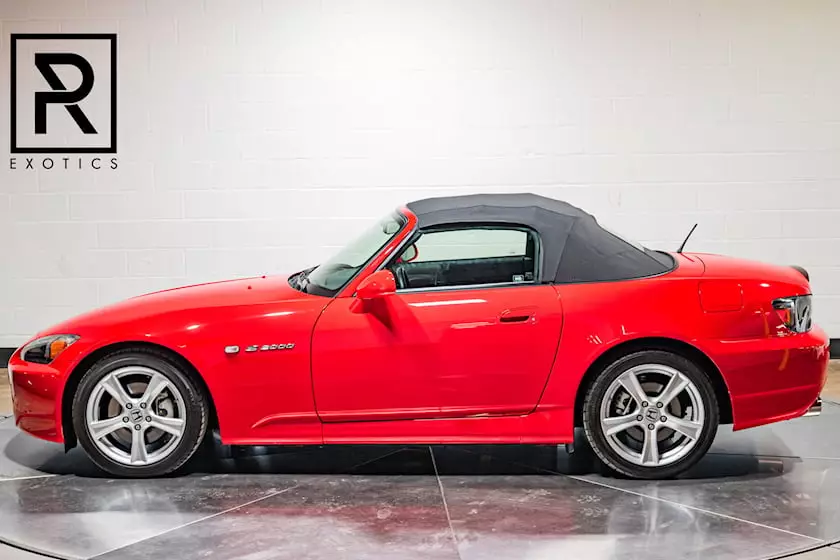 Immaculate Honda S2000, Acura NSX ile Aynı Fiyata Satılıyor 30686_5