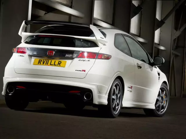 2012 Honda Civic Type R Mugen 2.2 dělá svou značku 30789_2