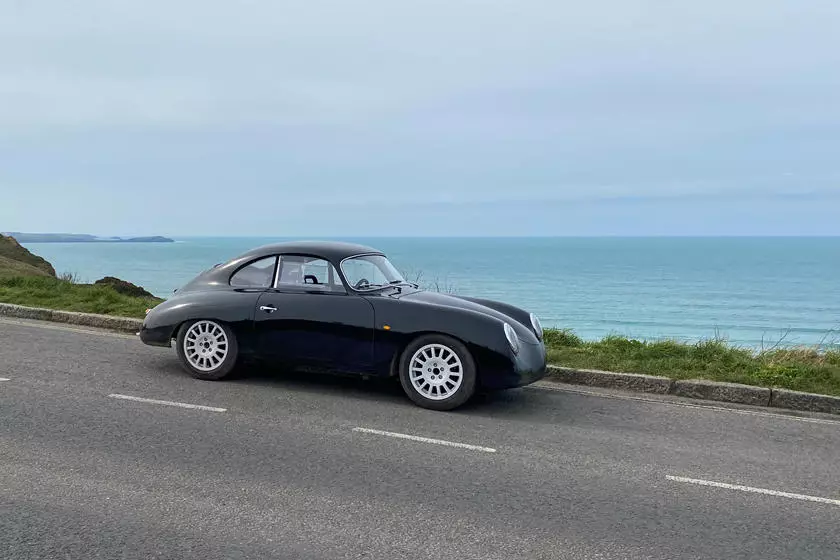 Porsche 356 Reimagined as stunning Retro Electric Sports Car 30884_5