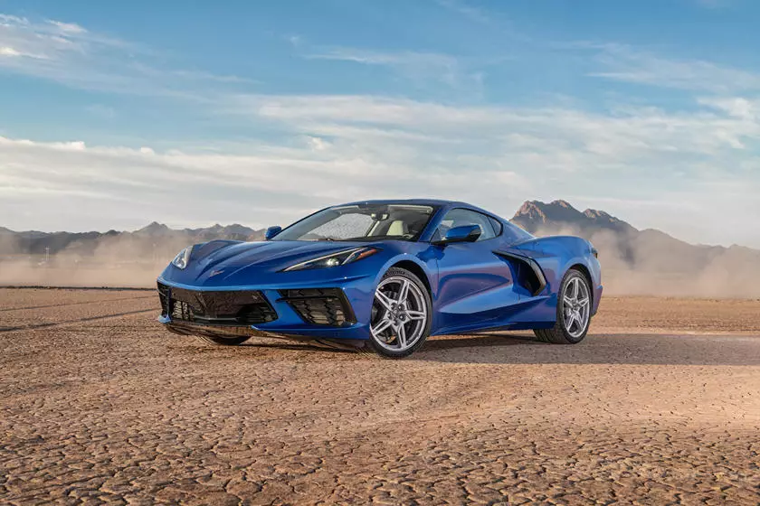 2020-2021 Chevrolet Corvette C8 Изглед преден ъгъл