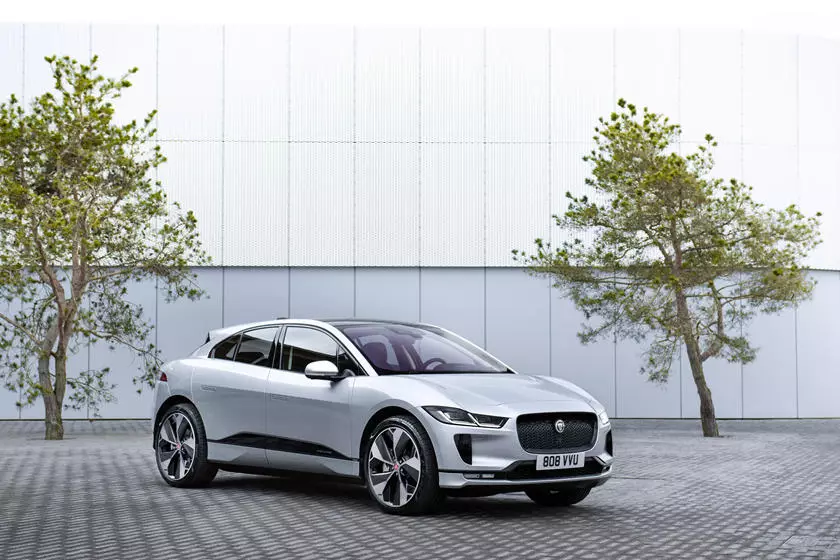 Jaguar зымсыз кубаттоочу электр таксилерин сунуштайт 31031_1