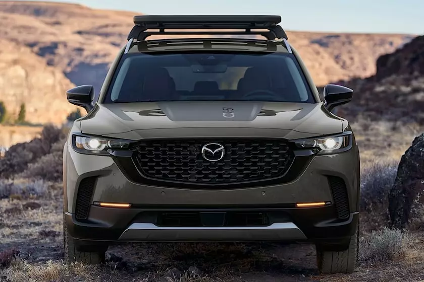 2023 مازدا CX-50 منظر أمامي