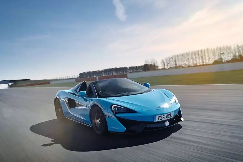 Ang McLaren 570S Spider ay Naging Track Rat 31074_2