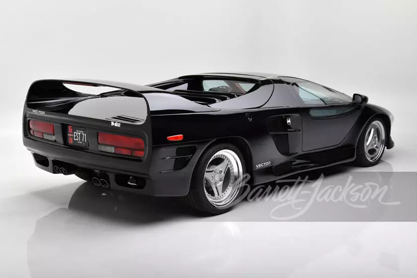 Lamborghini қозғалтқышы бар векторлық M12 суперкар сіздікі болуы мүмкін 31134_3