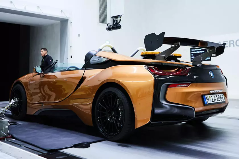 Ühekordne BMW i8 Speedster, mis on ehitatud rajale 31276_6