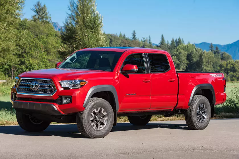 2016-2018 Toyota Tacoma Front Angle View