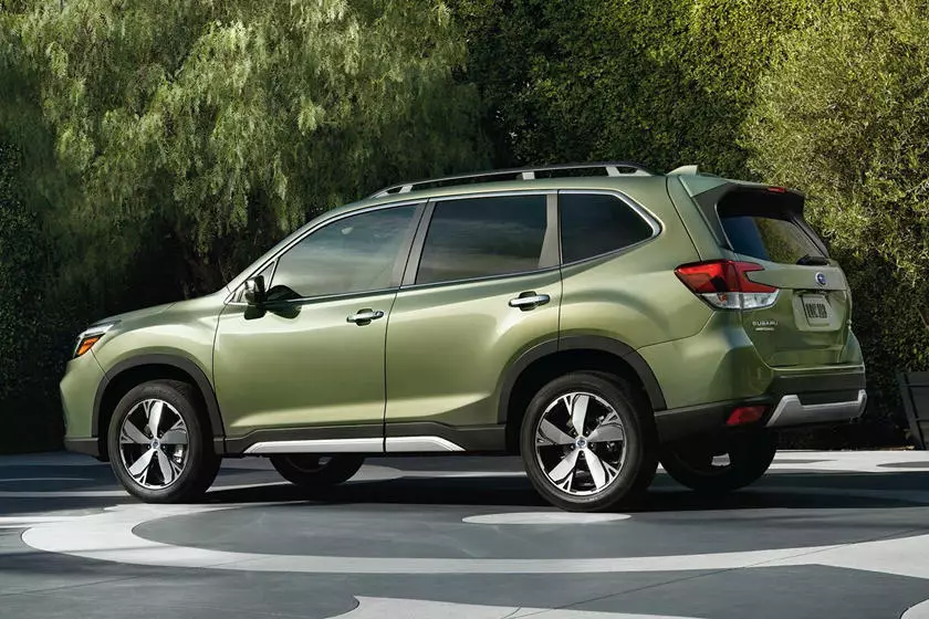 2019-2020 Subaru Forester Rear Angle View