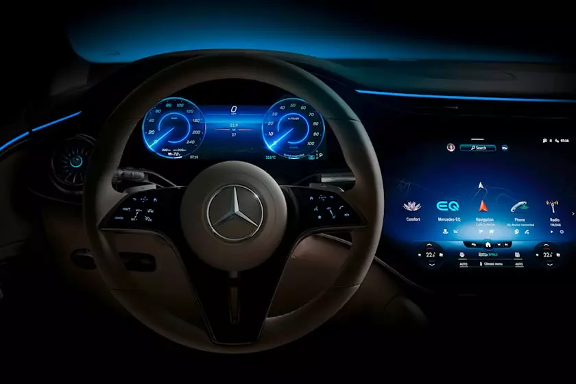 “Mersedes-Benz EQS” ulagyň ajaýyp interýerini gözden geçiriň 3132_6