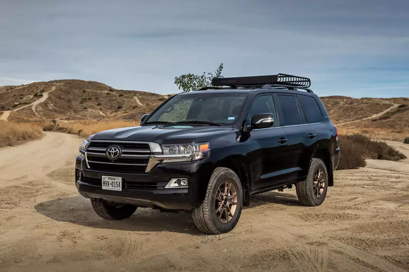 2020-2021 Toyota Land Cruiser Алдыңғы бұрыштық көрінісі