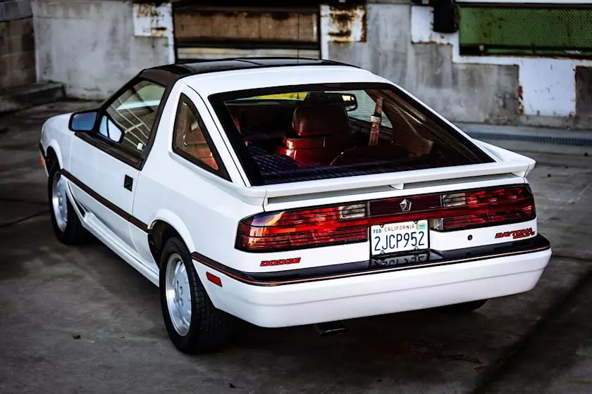 Harta Karun Mingguan: 1988 Dodge Daytona Shelby Z 31480_4