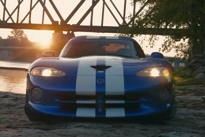 Fearless Dodge Viper GTS -omistaja ajaa kaikkialla 31671_6