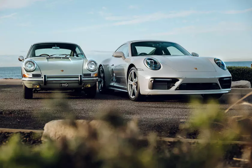 Porsche, Avustralya'da Satılan İlk 911'i Special Edition ile Kutladı 31690_1