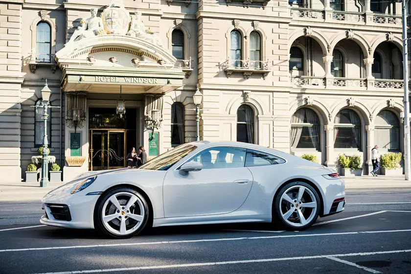 “Porsche” ýörite neşir bilen Awstraliýada satylan ilkinji 911-ni belleýär 31690_11