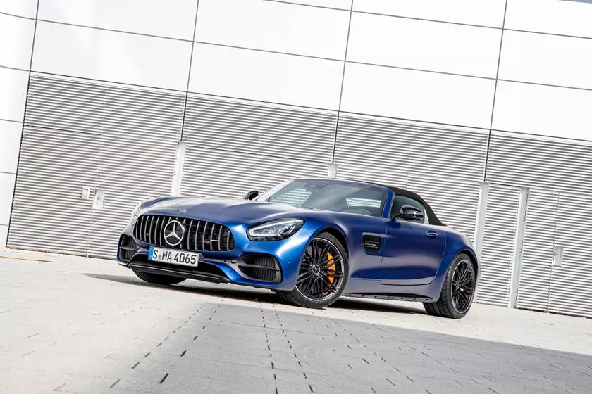 2020-يىلى بېنىز AMG GT Roadster يۇمشاق چوققىسى