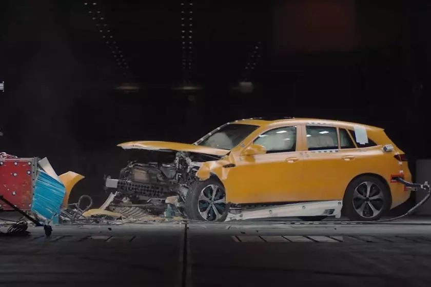 Mercedes-Benz hat die besten Crashtest-Dummys 31718_4