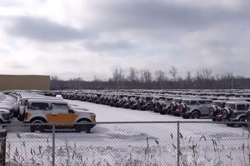 Ford Bronco Clienten verléieren séier Gedold 31725_3