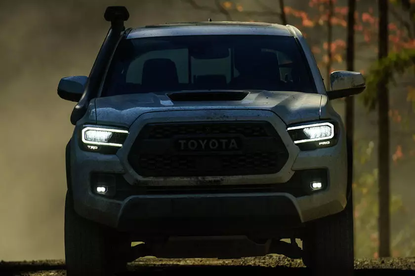 2020 Toyota Tacoma TRD Pro премиягә килә 31760_3