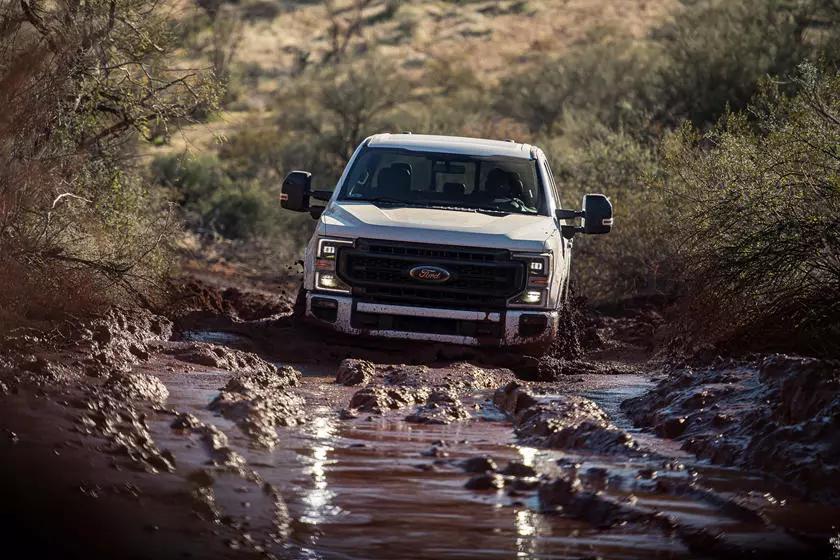 2020 Ford F-250 Super Duty First Drive Review: The American Mover 31764_26