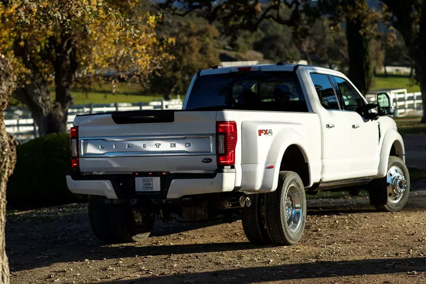 2020 Ford F-250 Super Duty First Drive Review: The American Mover 31764_33