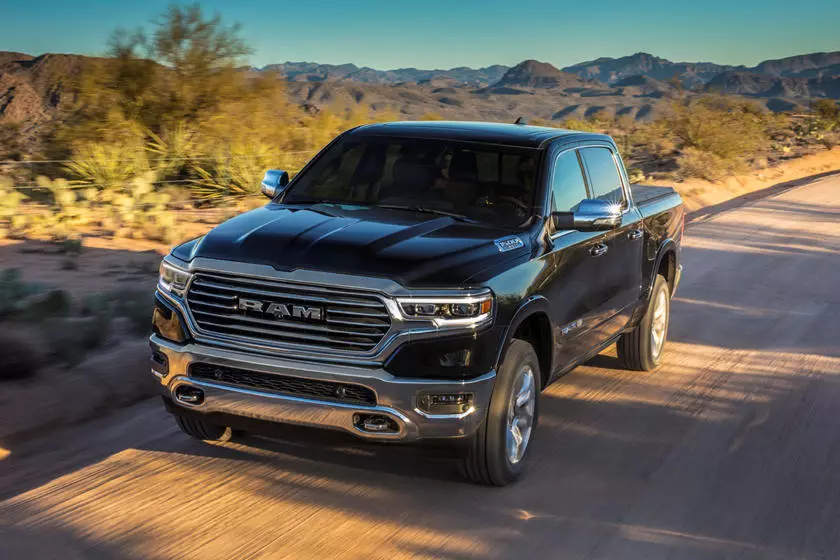 2021 Ram 1500 Laramie Longhorn fær nýtt nafn 31811_3