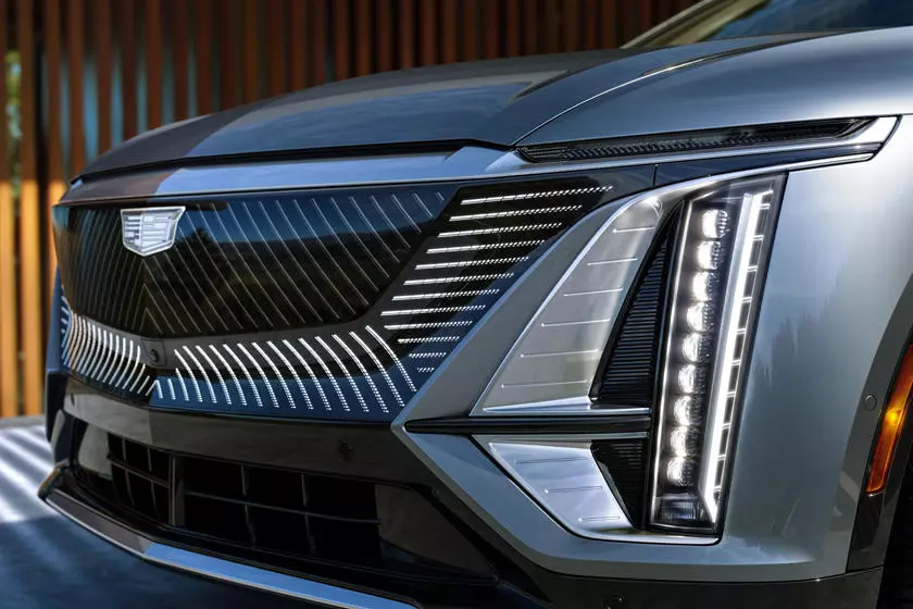 Cadillac Lyriq 2023 року прибуває рано з ціною 59 990 доларів 31919_8