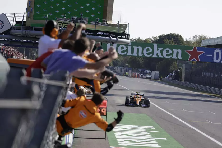 McLaren Menangkan Grand Prix Pertama Sejak 2012 31951_9