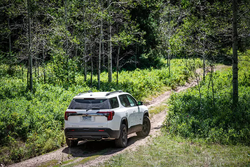 2020-2022 GMC Acadia Aft View