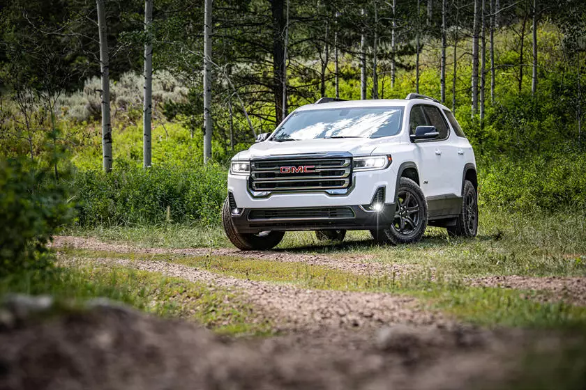 2020-2022 GMC Acadia Frontal Aspect