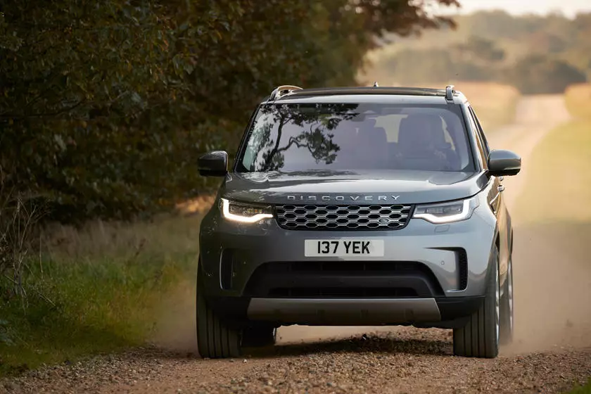 2021 Land Rover Discovery үй-бүлөлүк Off-Roader катары кайра жаралган 32054_13