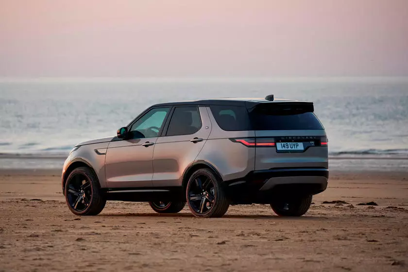 2021 Land Rover Discovery үй-бүлөлүк Off-Roader катары кайра жаралган 32054_4