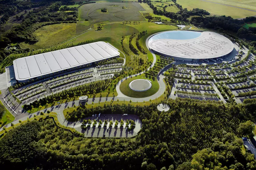 McLaren müüb Wokingi peakorteri 237 miljoni dollari eest 32124_6