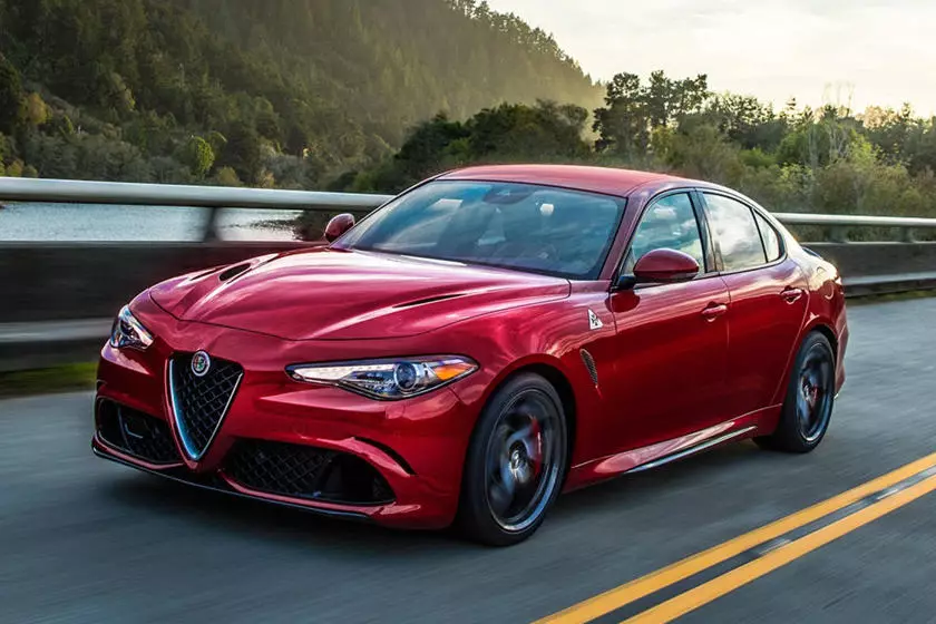 2017-2021 Alfa Romeo Giulia Quadrifoglio Framhlið í Mption