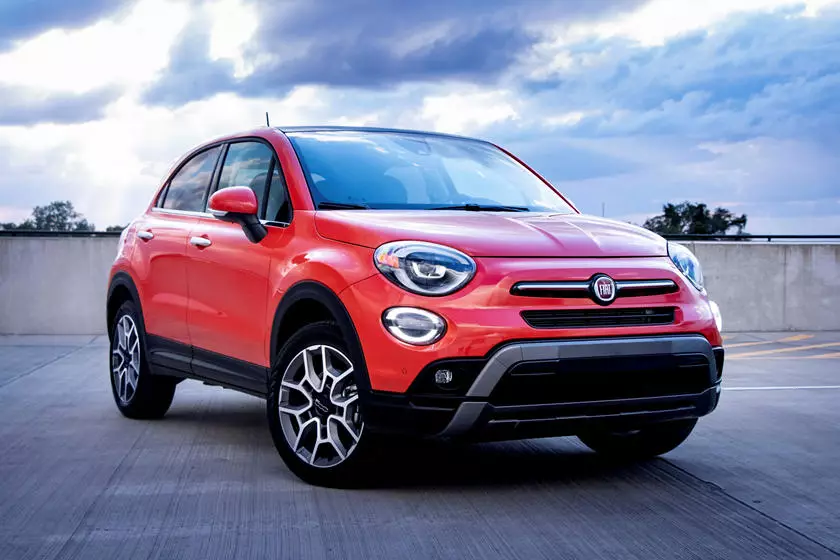 2016-2021 FIAT 500X Crossover Front Angle View