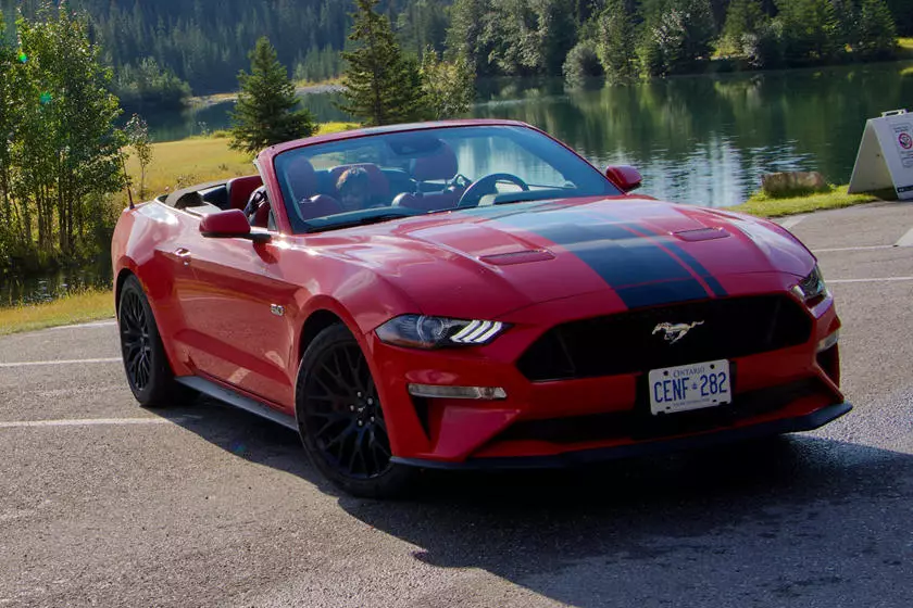 2018-2021 ፎርድ Mustang GT የሚቀያየር የፊት ማዕዘን እይታ