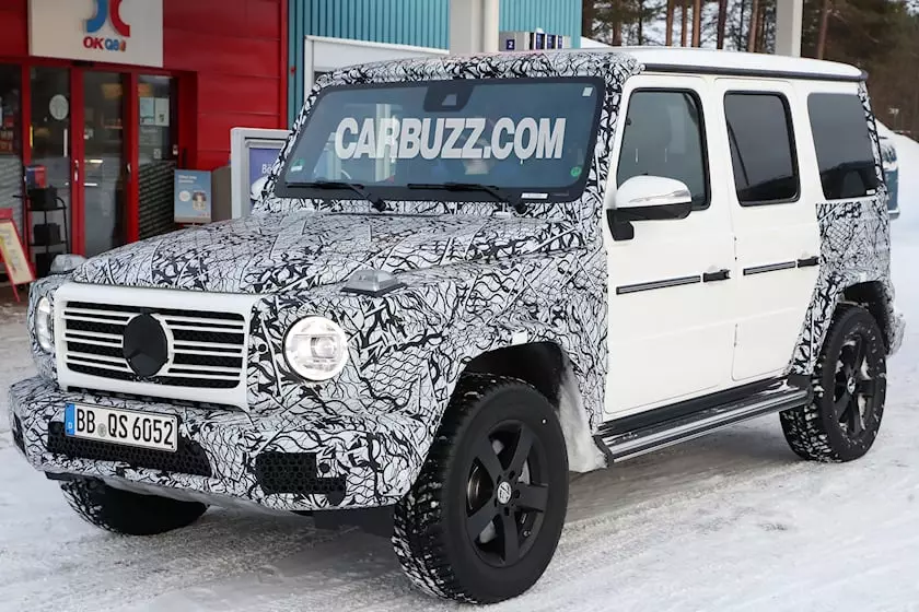 Mercedes-Benz G-Class распрададзены да 2024 года 32437_11