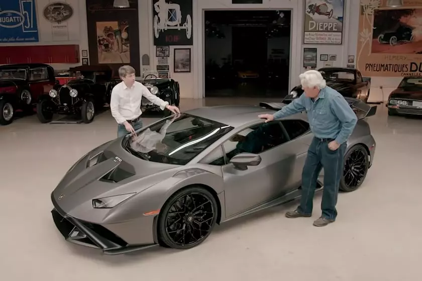 De Jay Leno kritt dem Lamborghini sengem Hardcore Huracan an de Grëff 3259_1