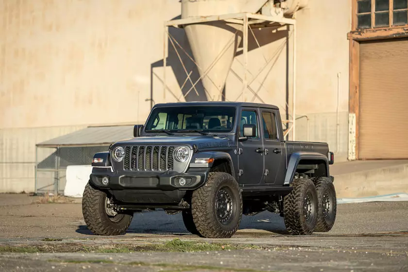 Jeep Gladiator 6x6 เปิดตัวพร้อมป้ายราคา 145,000 ดอลลาร์ 32613_1