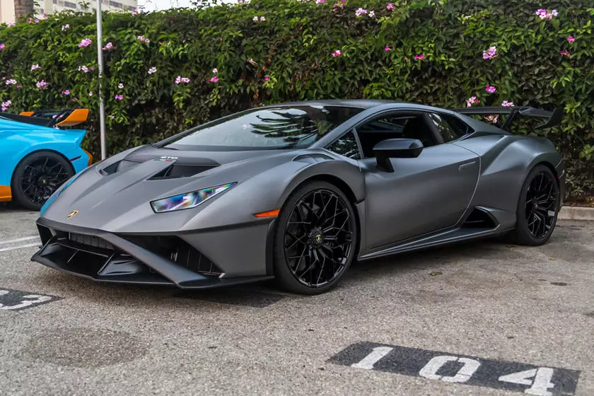 Kako je Lamborghini Huracan STO naredil za cestni dirkalnik 3266_34