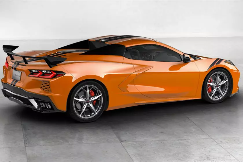 Cosnaíonn Chevrolet Corvette Stingray 2022 is Daor os cionn $110,000 32712_3