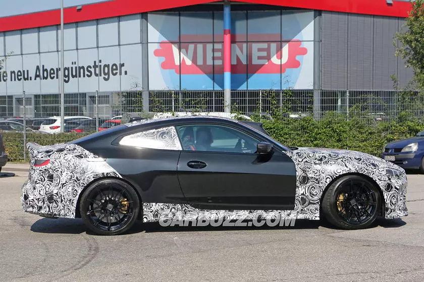 BMW M4 CSL панели навро намоиш медиҳад 32759_10