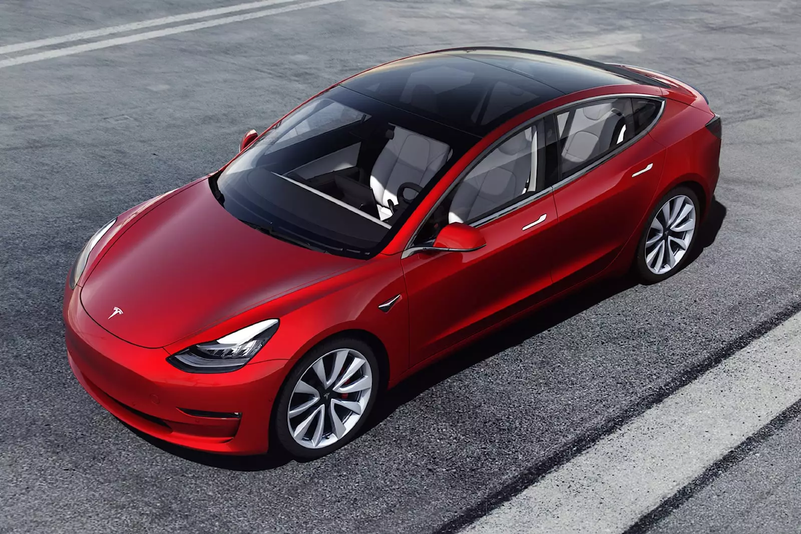 Tesla o boetse o senya lirekoto hape