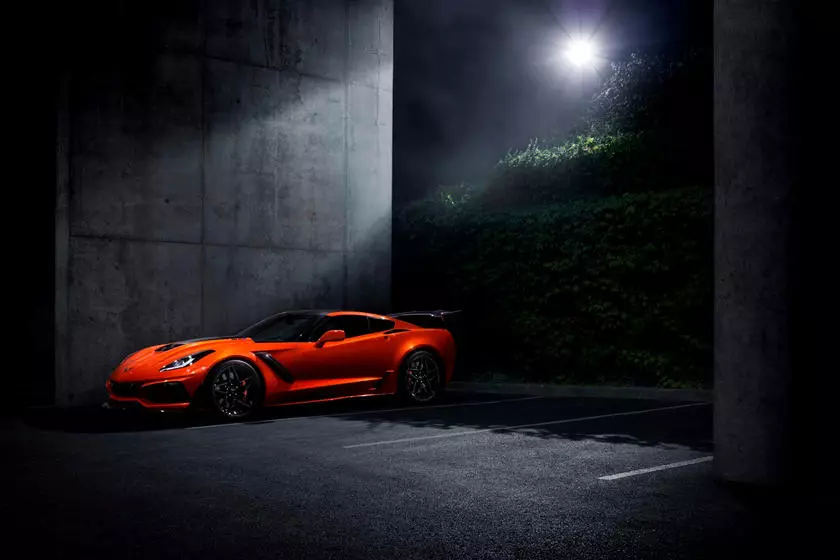 Chevrolet Corvette ZR1 Coupe 2019 Возење со преден поглед