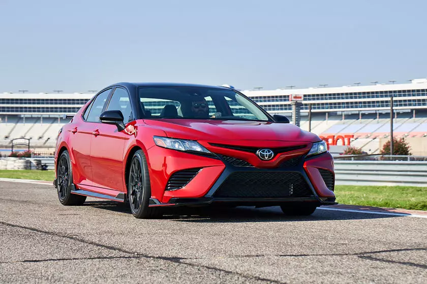 2020 Toyota Camry TRD First Drive Review：您的運動型凱美瑞到了 33021_1