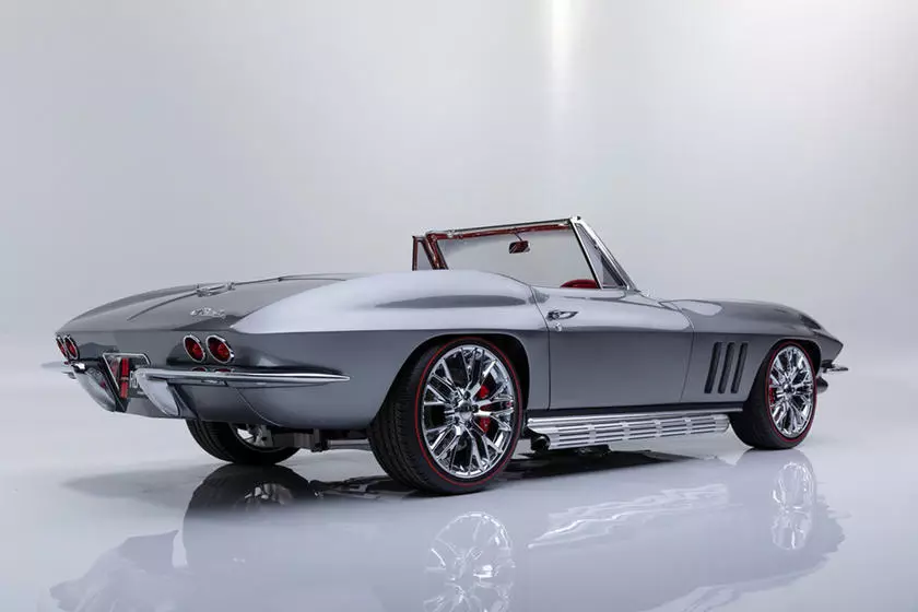 Stunning 1966 Corvette Land Shark giet ûnder de hammer 33073_4