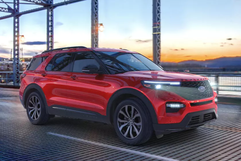 Μπροστινή γωνιακή όψη 2020-2021 Ford Explorer