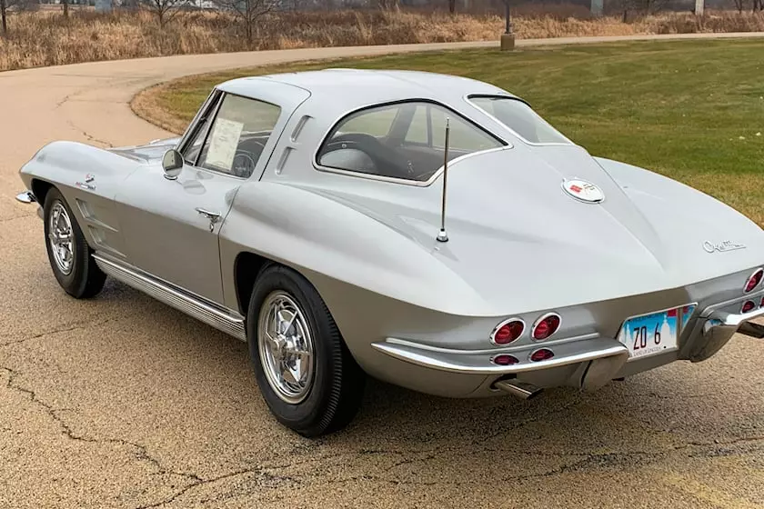 بۇ Split-Wind Stingray بولسا Corvettes نىڭ مۇقەددەس جايى 33094_2