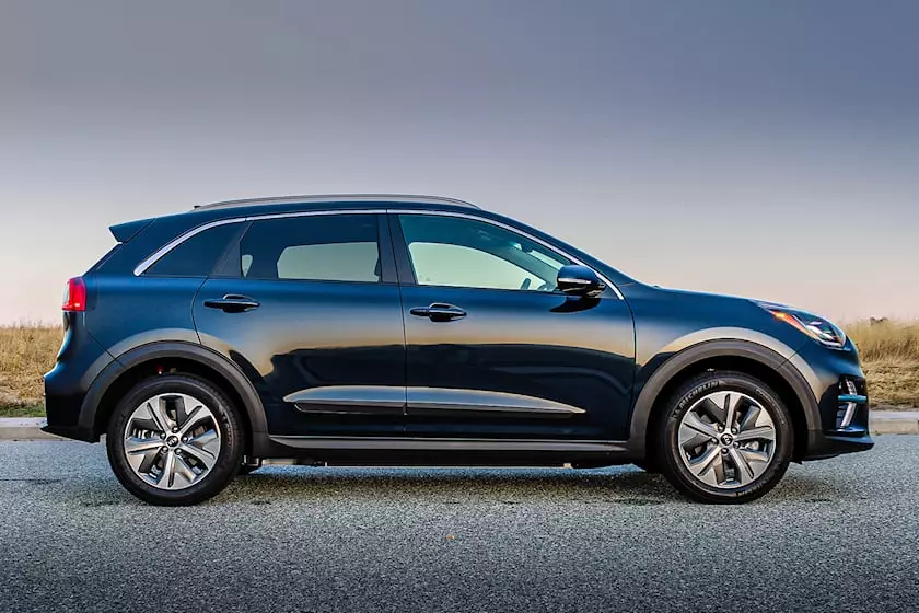 2019-2022 Kia Niro EV külgvaade