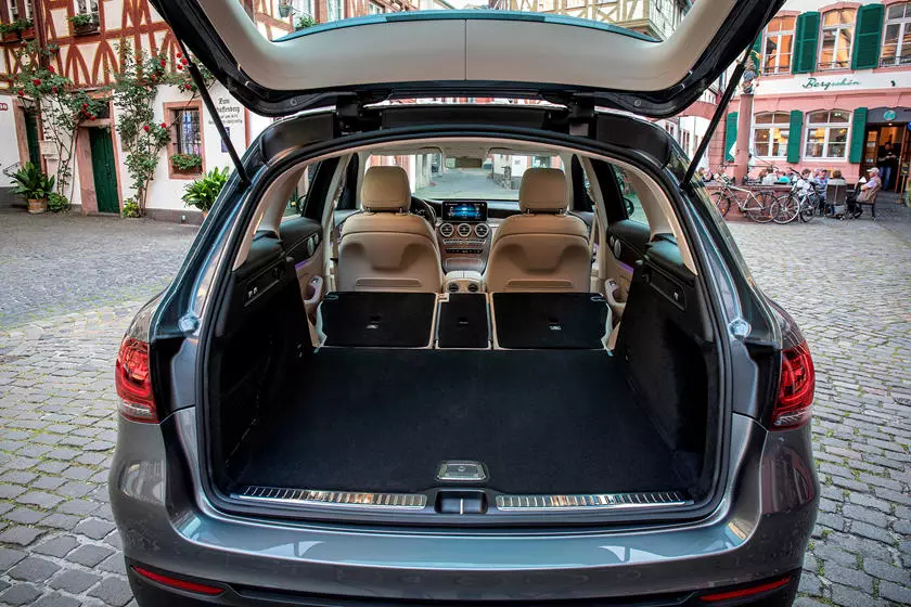 2020 Mercedes-Benz GLC-Makalasi Maximum Cargo Space