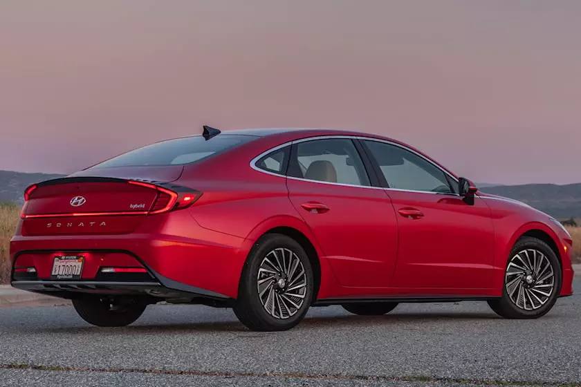 2020-2022 Hyundai Sonata Hybrid Rear Angle View