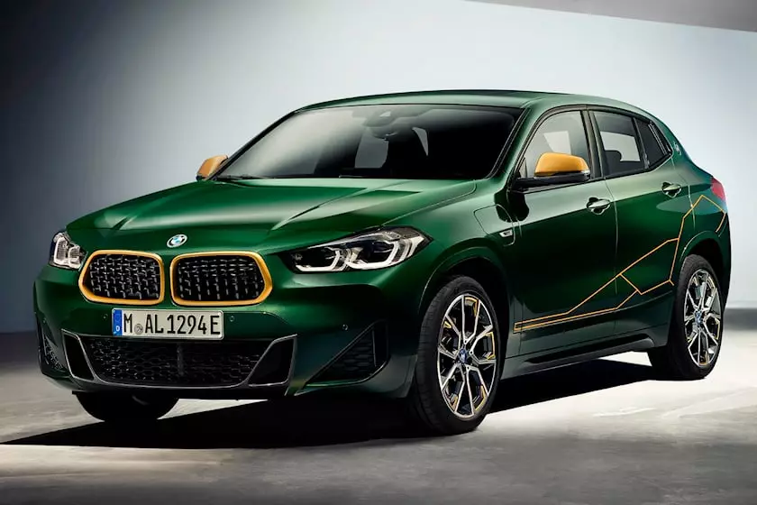 BMW X2 GoldPlay Edition은 녹색, 금색 및 펑키입니다. 33251_1